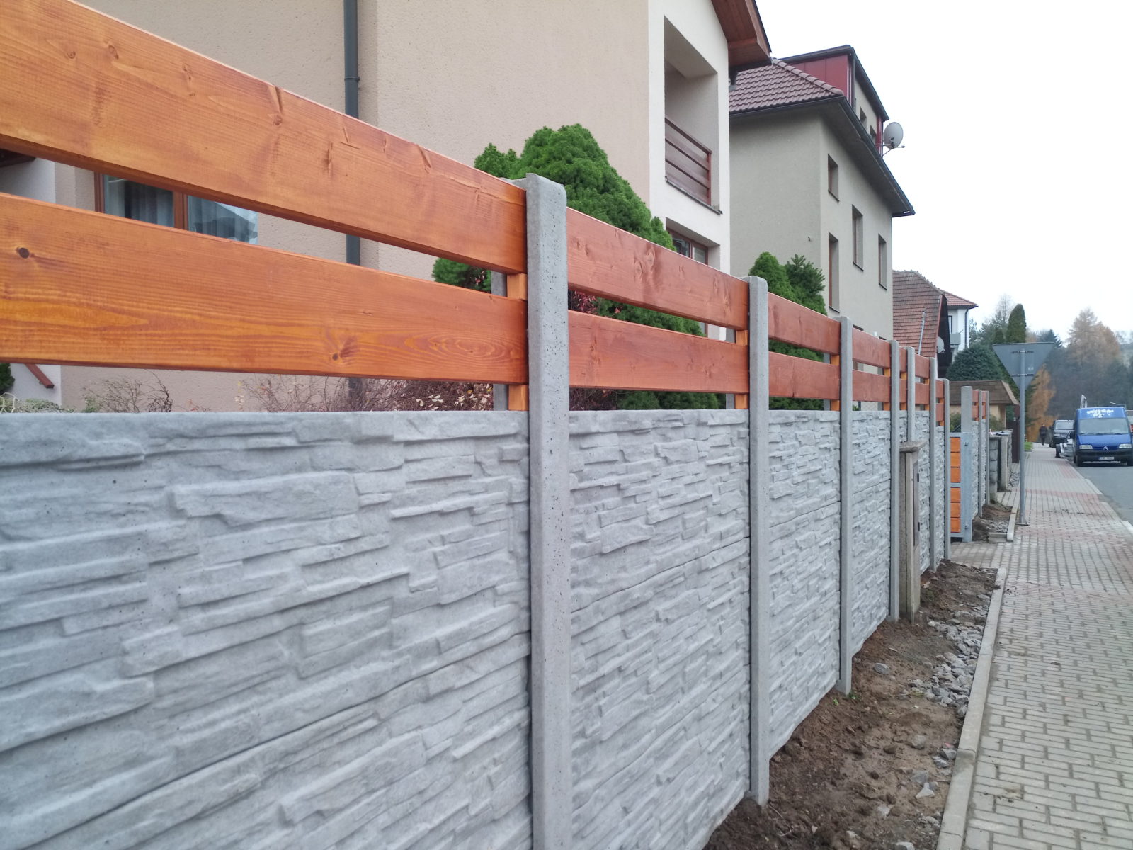 RD Nové Město na Moravě - AB Ploty - dodáváme a montujeme ploty